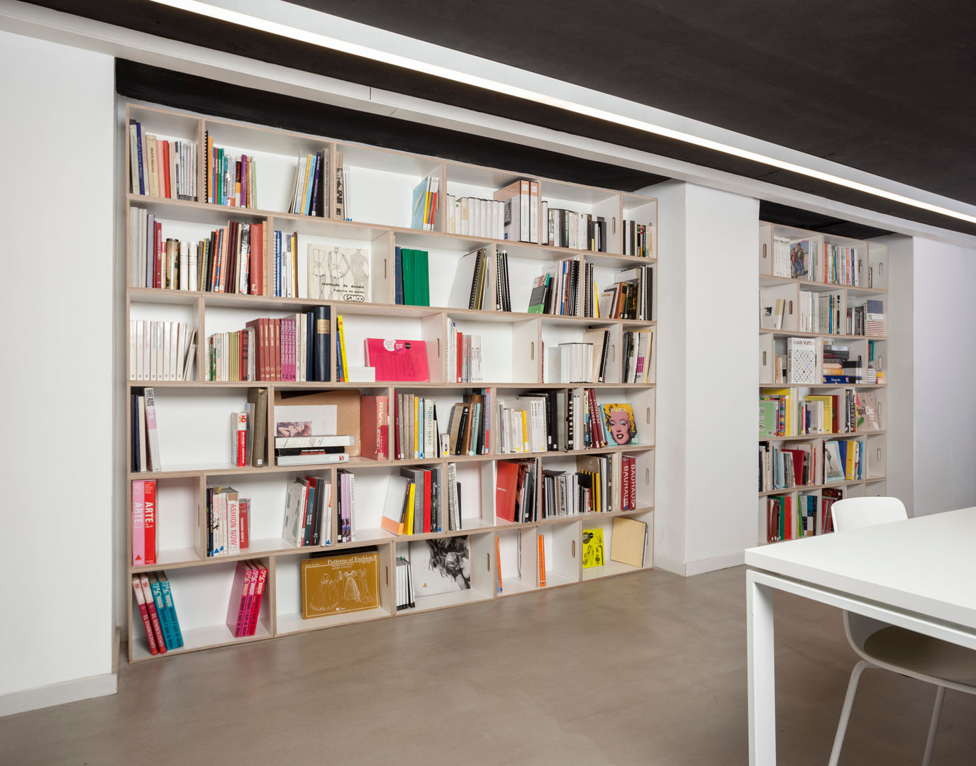 Diseño de bibliotecas modulares en Barcelona | homify