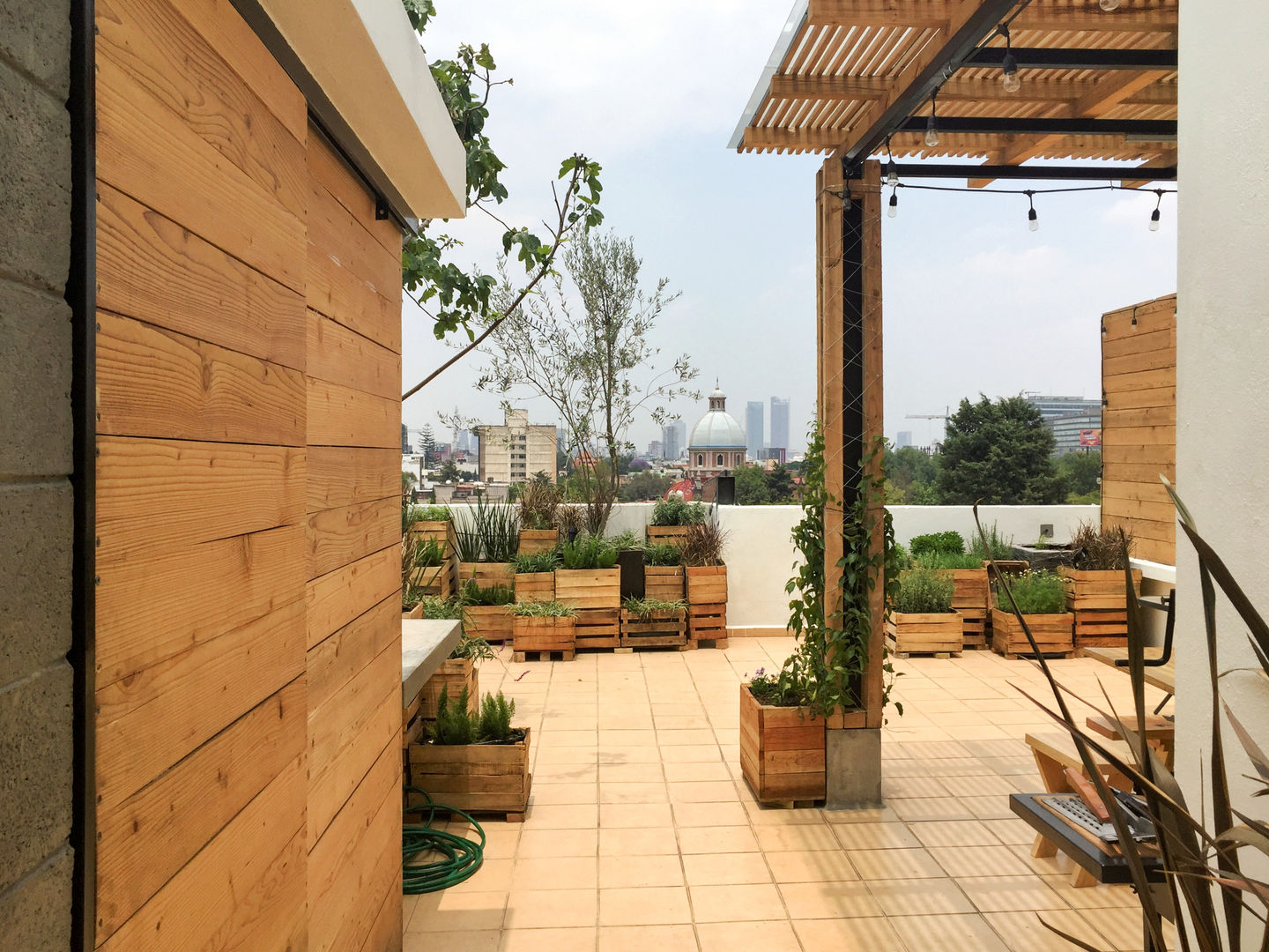 Como Hacer de tu Techo un Increíble Roof Garden con 16 Sencillas Ideas ...