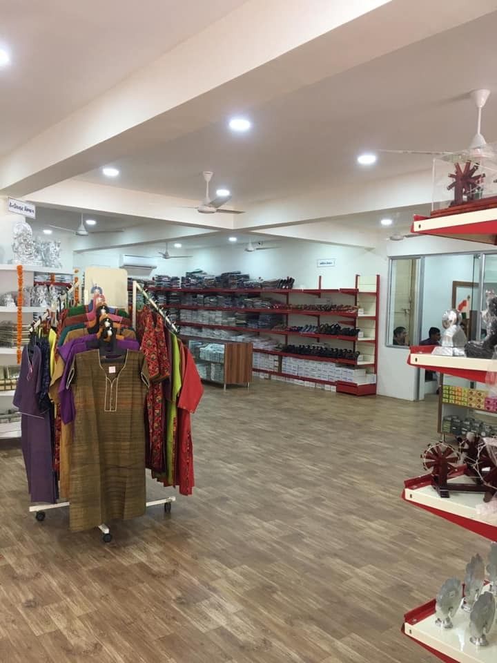 Traditional and Earthy Store Interiors for a Khadi Outlet in Ahmedabad ...