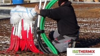 Isothermix: casa ecológica que se envolve com a natureza | homify