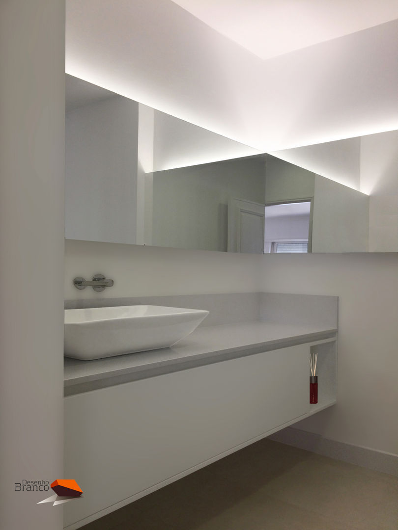 Remodelação profunda de apartamento, com WC adaptado para mobilidade ...