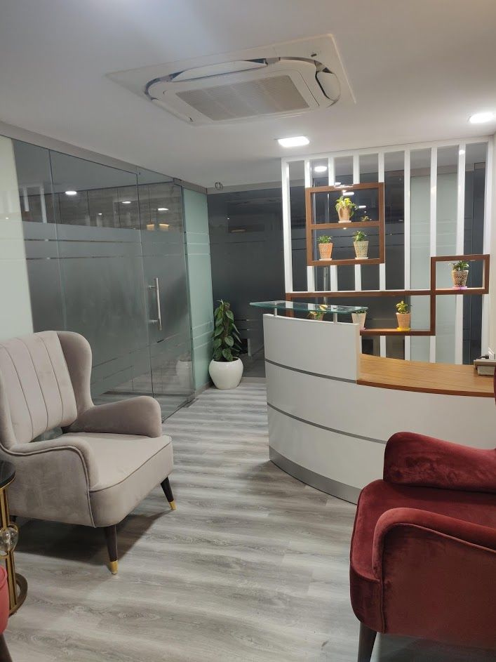 Welcoming and Contemporary Interior Design of a Lawyer's Office in ...
