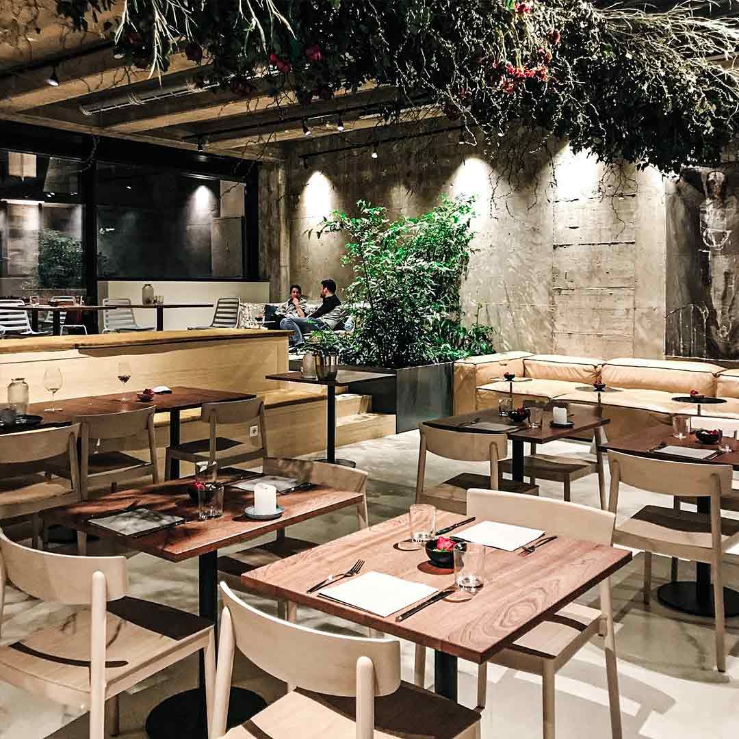 Citizen Long: modernes Restaurant mit puristisch-industriellem Ambiente ...